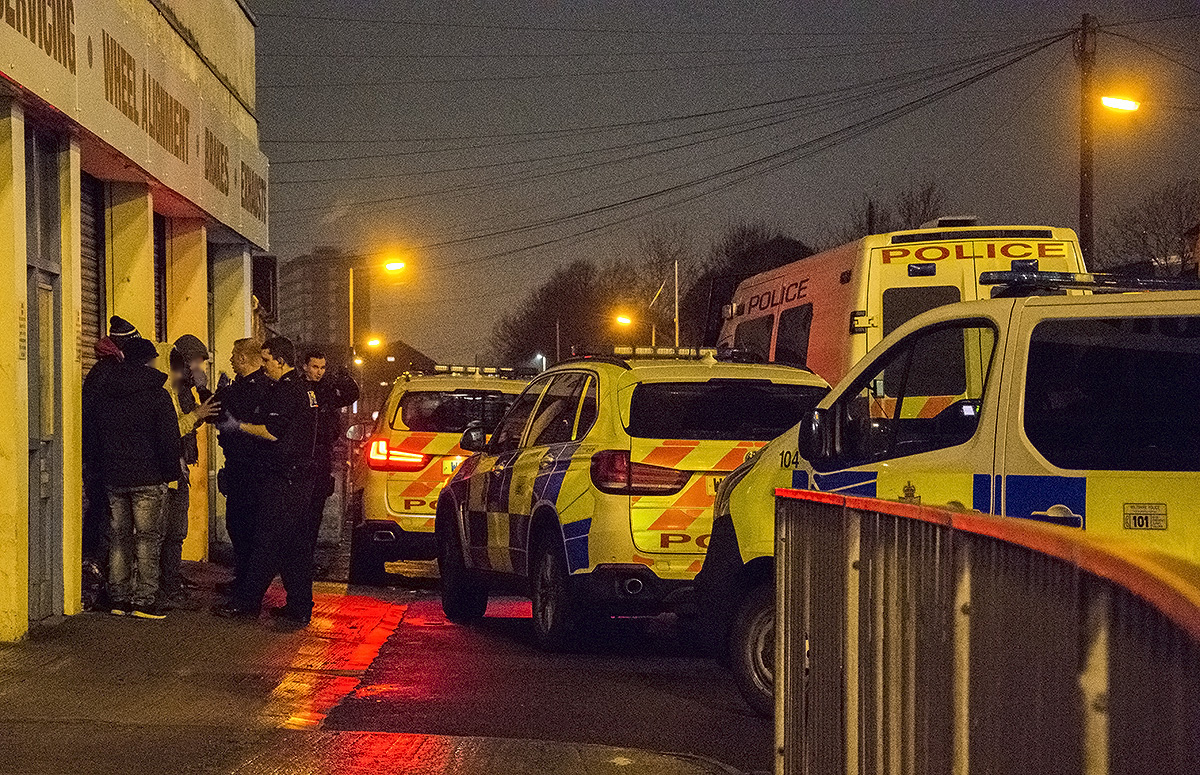 Dramatic scenes as police make late night visit to Swindon property and ...