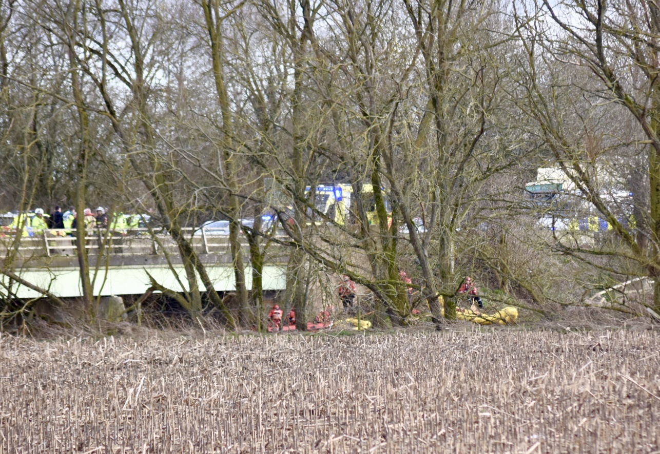 Major water search operation underway as man enters River Avon in Melksham