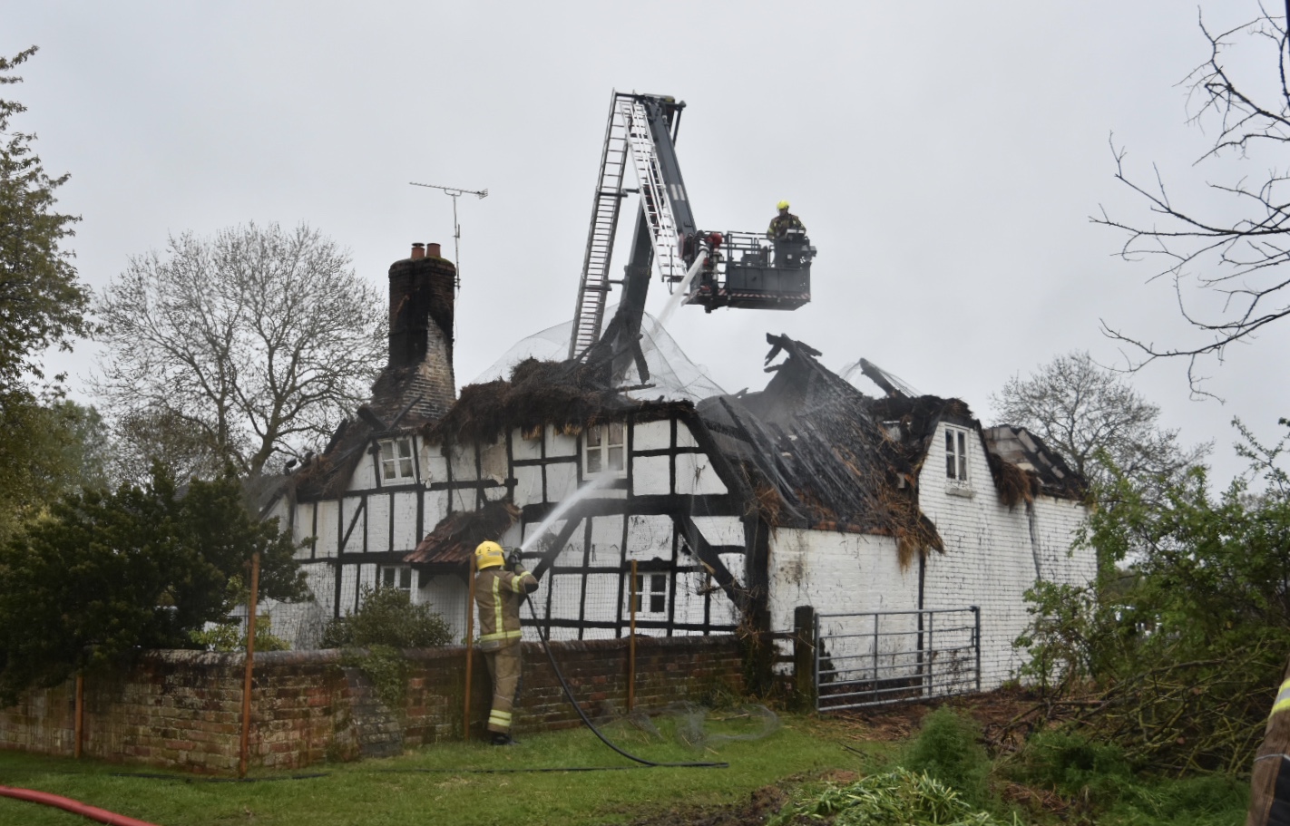 60 firefighters from two counties battle major thatch fire near Devizes