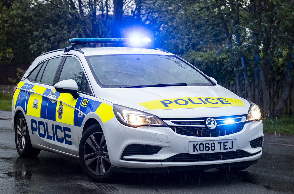 Police vehicle tyres slashed at 'dangerous' car meet in Calne