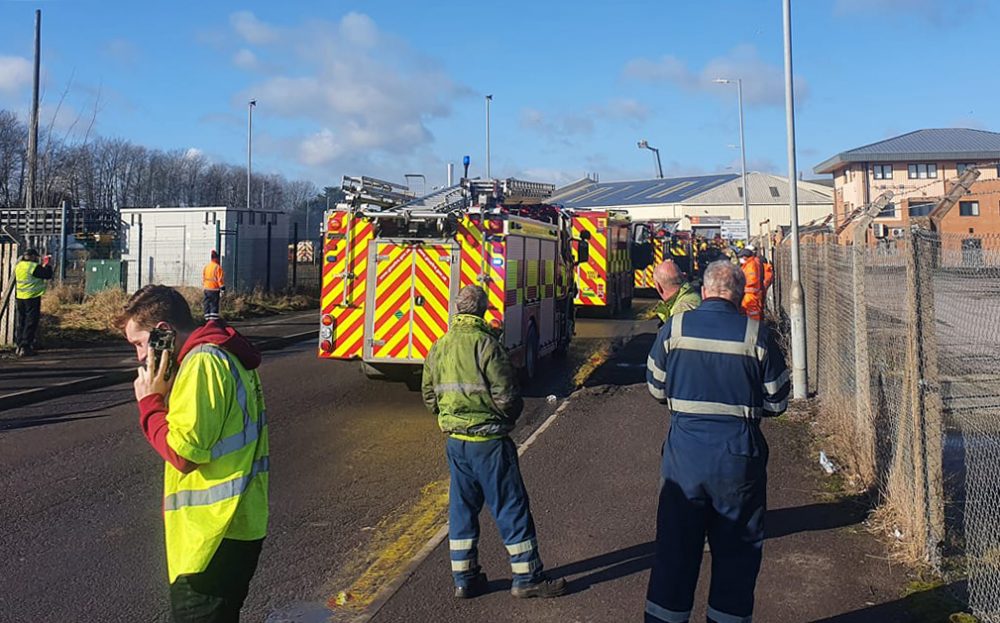 Fire engines rush to Swindon tip blaze - locals told to close windows ...