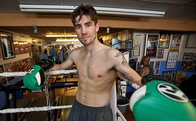 'Broke and unemployed' boxer Jamie Cox given 'discount' on unpaid court ...