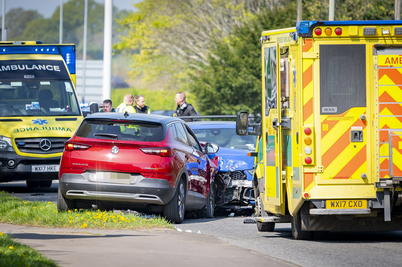 One rushed to hospital after head-on collision on A420 Chippenham