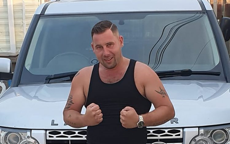 Chippenham man who snapped police officer's finger escapes prison sentence