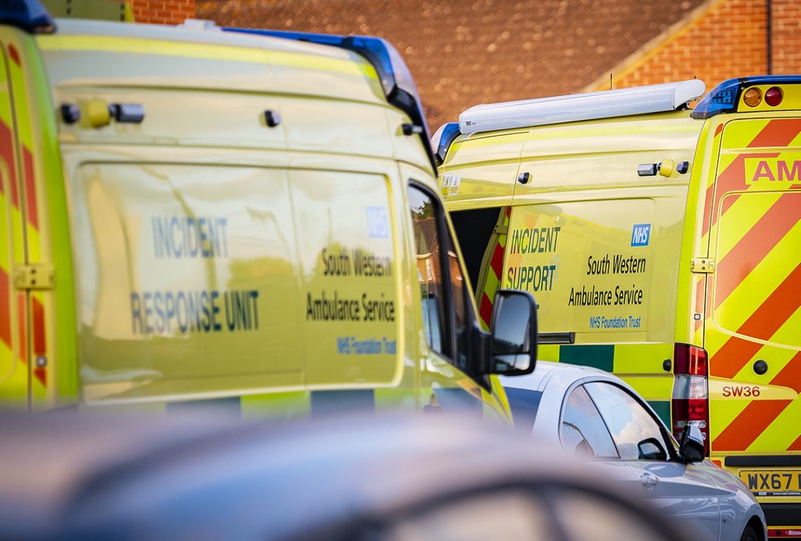 Melksham woman taken to hospital after mixing bleach with toilet cleaner