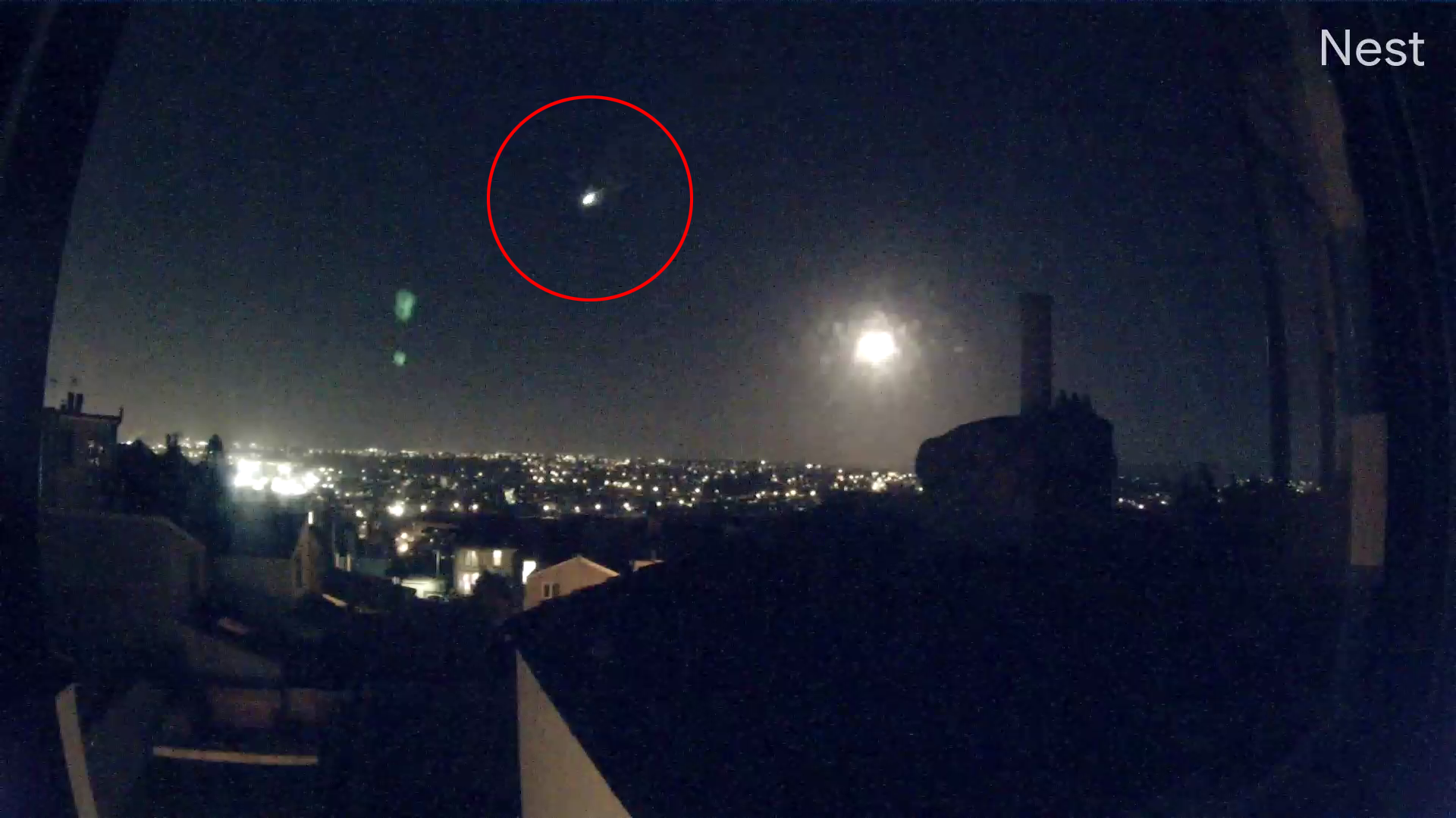 VIDEO: Wiltshire residents spot meteor travelling across British skies