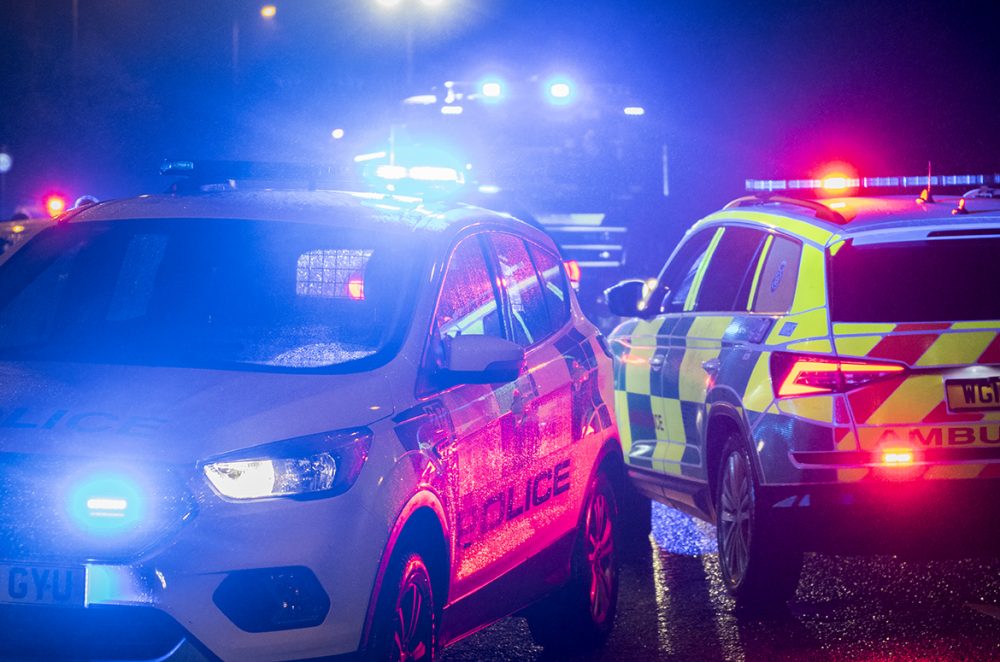 Emergency services race to rescue woman from lake in Swindon