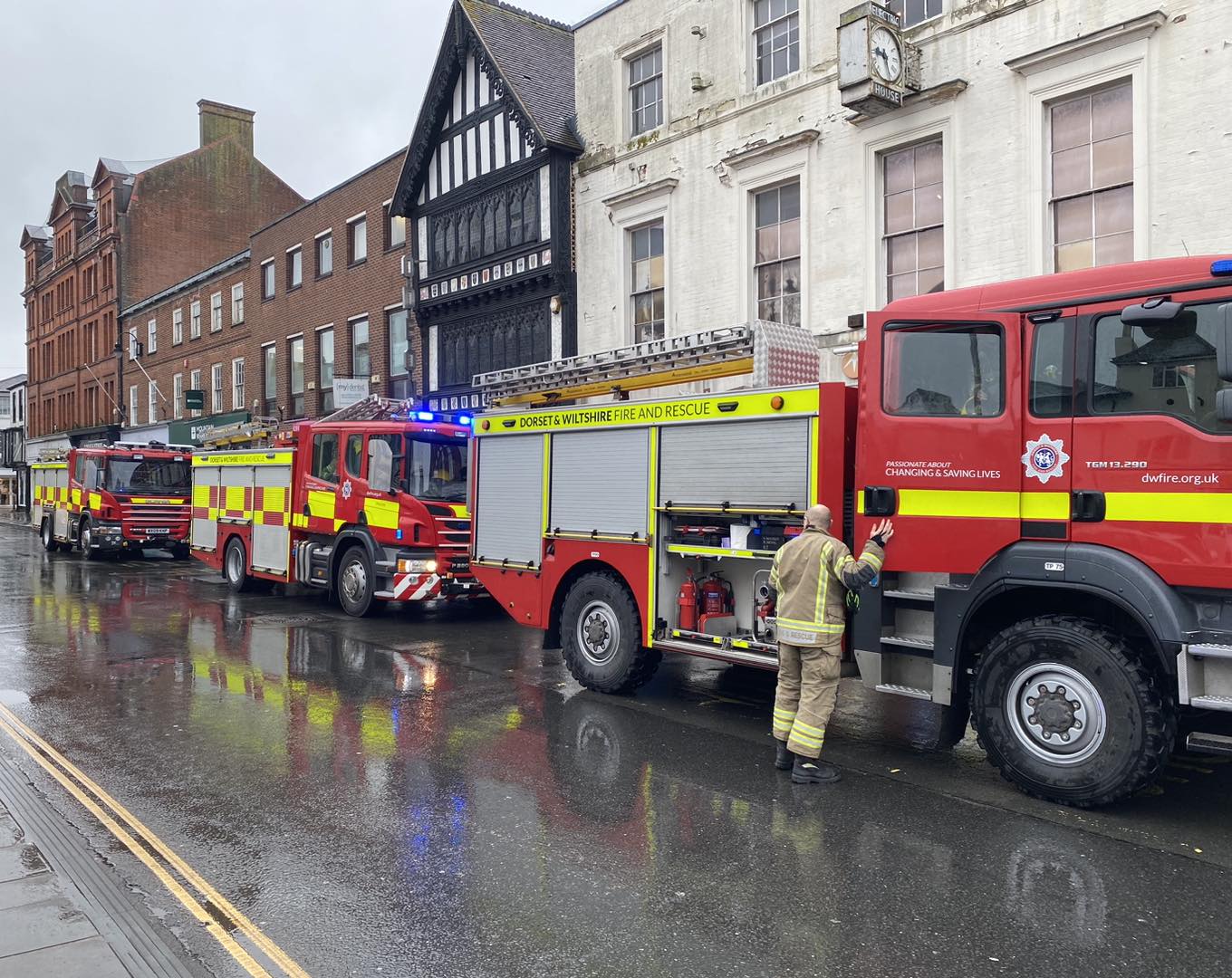 Fire crews called to 'smell of burning' at ODEON Cinema in Salisbury