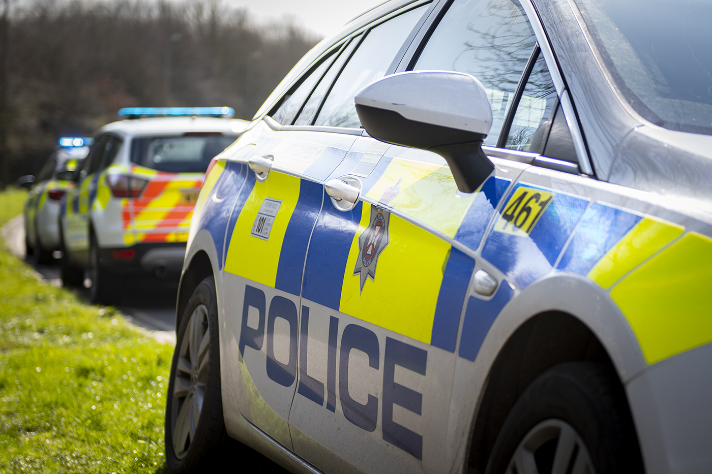 Knife-wielding moped gang steal e-bike in Swindon as victim flees