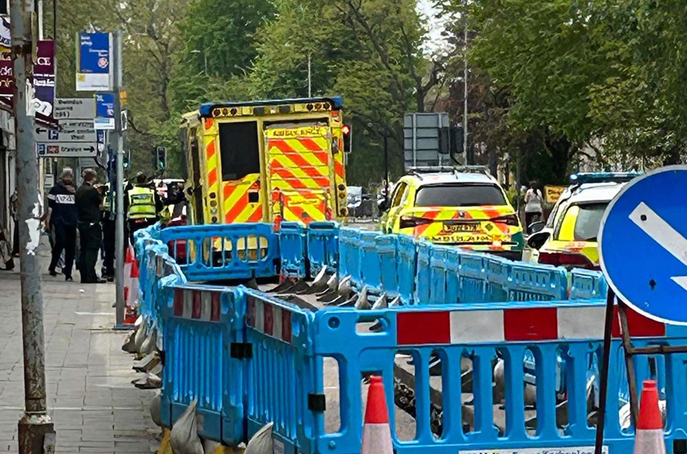 Two men treated by paramedics after assault in Swindon town centre