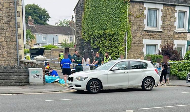 Teenagers arrested after 'knife incident' in Swindon town centre