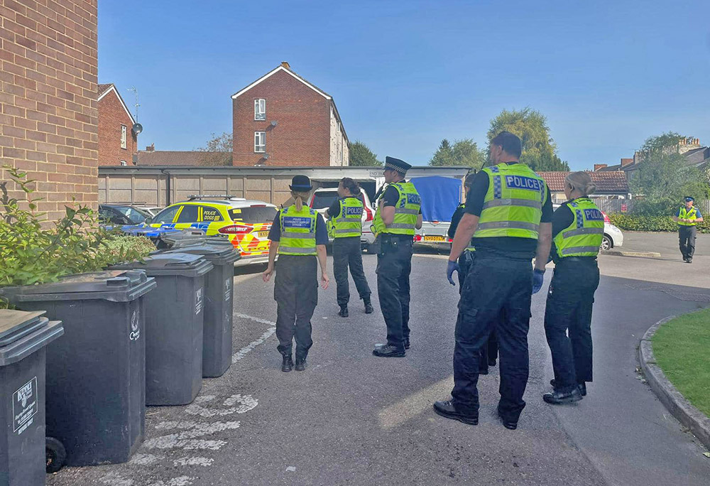 Police raid Chippenham homeless hostel over drug dealing fears