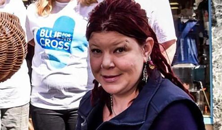 Charity manager set fire to Trowbridge shop - and locked herself inside