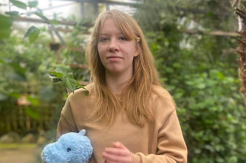 Leah Mullins, 14, remains missing 48 hours on - new photo