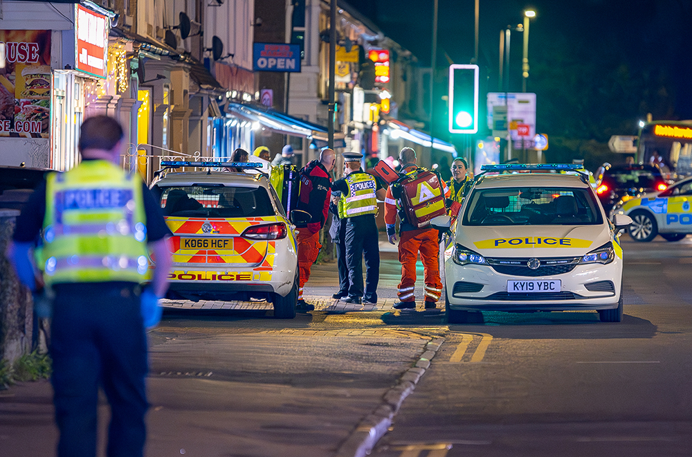 Swindon stabbing: Takeaway staff and ex-soldier praised by police