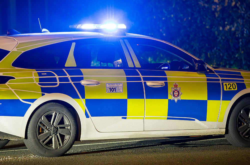 Police officers arrest man in Swindon after 'sword brandished'