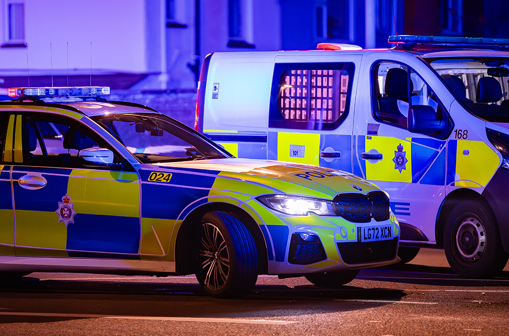 Man struck by car in Devizes town centre seriously injured