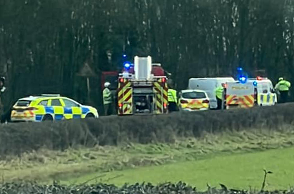 Vehicle overturns in 'serious' crash on A420 outside Swindon