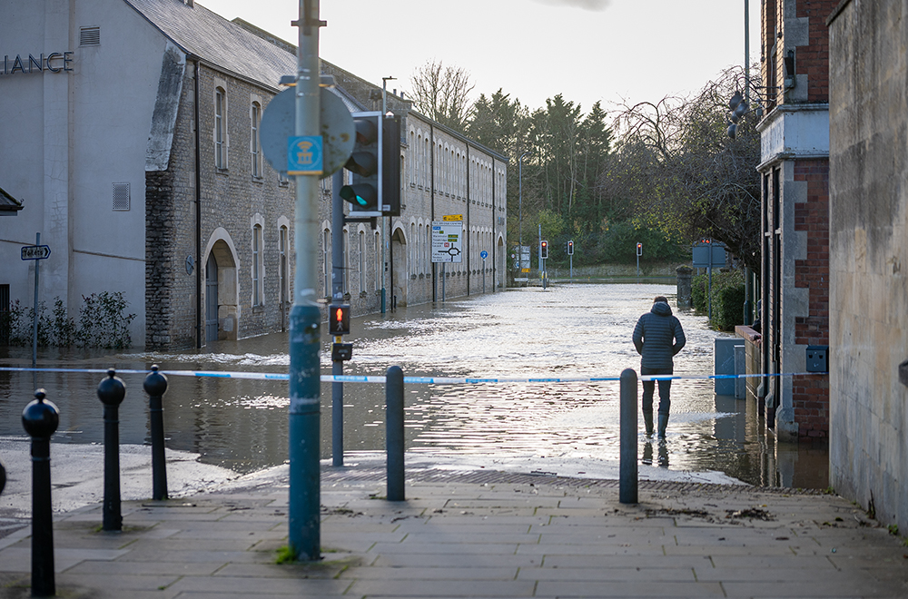 Police roads update after flooding in Chippenham town centre