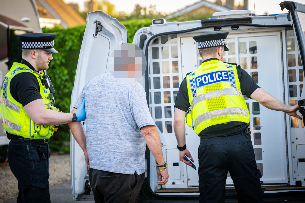 Man arrested following paedophile hunter sting in Melksham