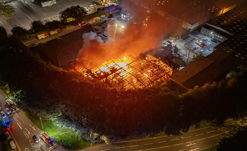 Huge explosion felt across Swindon as industrial building destroyed