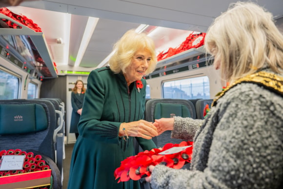 The Queen boards Armistice Day poppy train at Chippenham