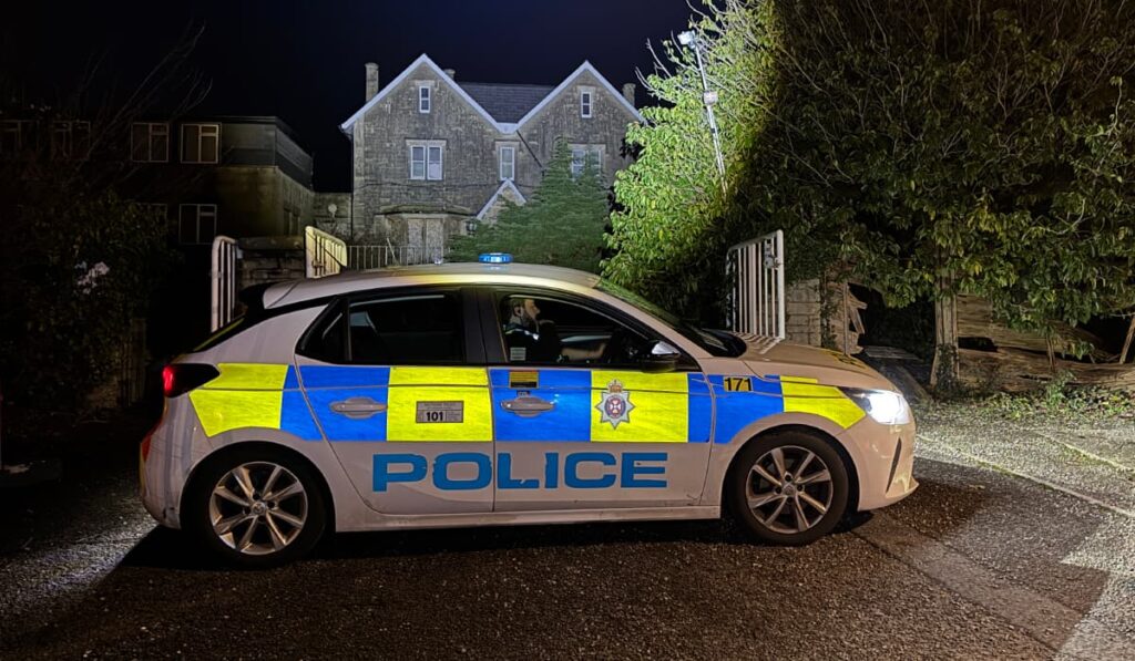 Forensics attend derelict building amid Chippenham murder probe