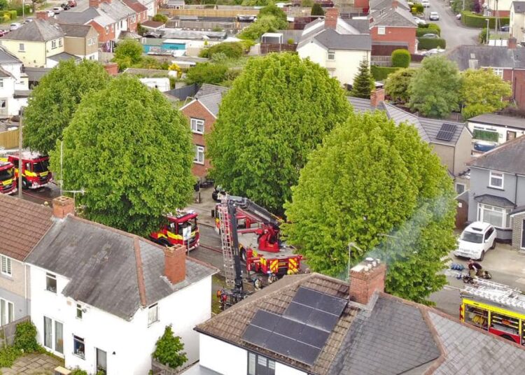 Huge explosion felt across Swindon as industrial building destroyed